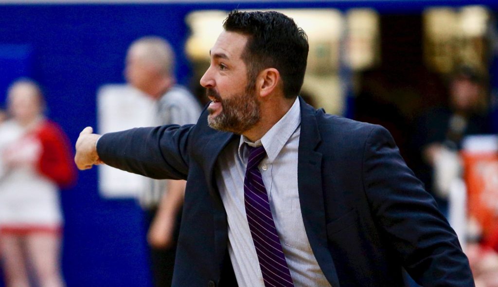 After 17 seasons, Unioto's Matt Hoops stepping down from basketball post