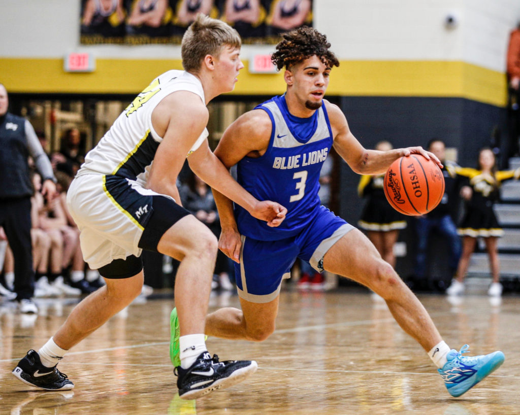 Washington clinches first-ever outright FAC title with win over rival ...