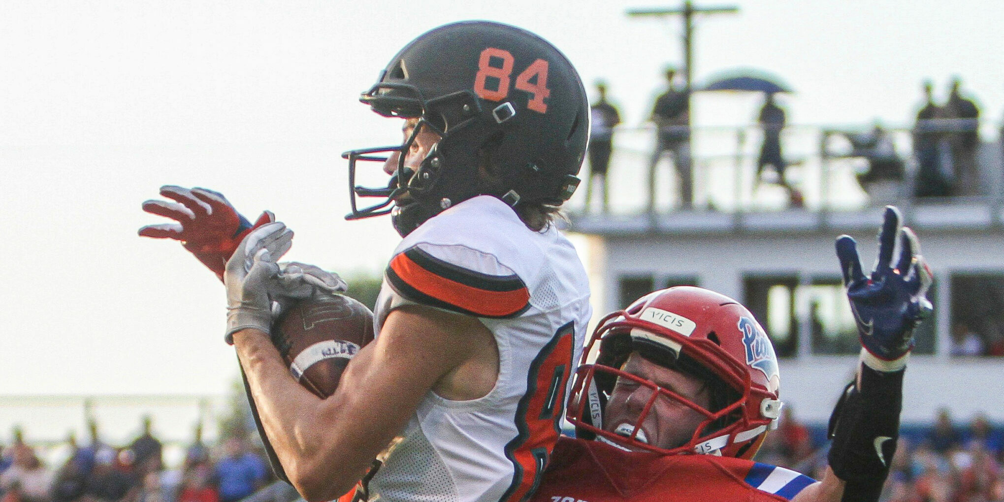 Hurd runs wild, Waverly doubles up Zane Trace for first win