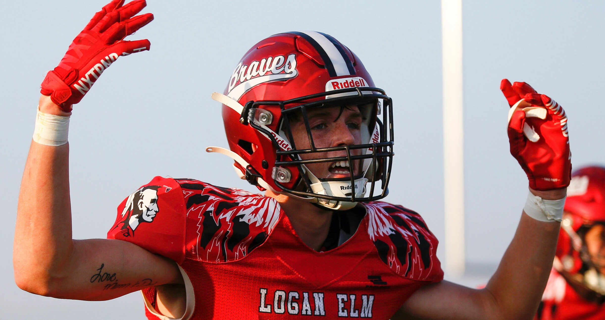 Passing game, defense pull Logan Elm past Zane Trace