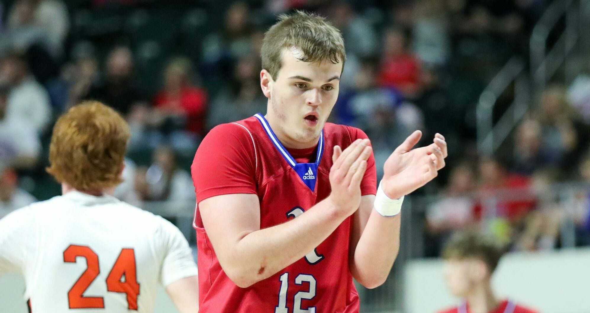 Mohawks fend off top-seeded Wheelersburg, win program's first district ...