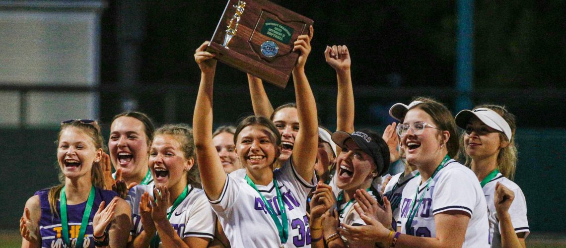 Unioto rides early lead to win over Hillsboro, first district title ...